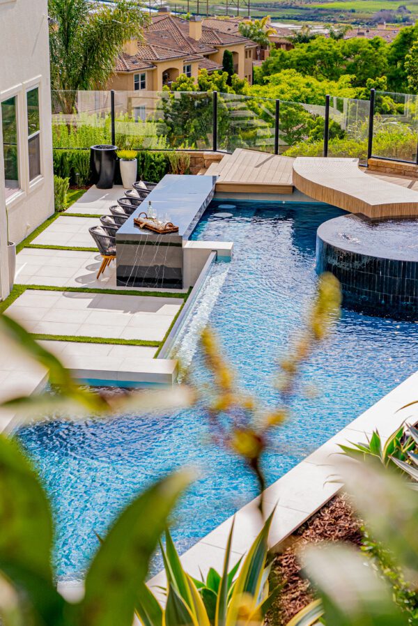 College Station, TX Pool Builders - Premier Pools & Spas