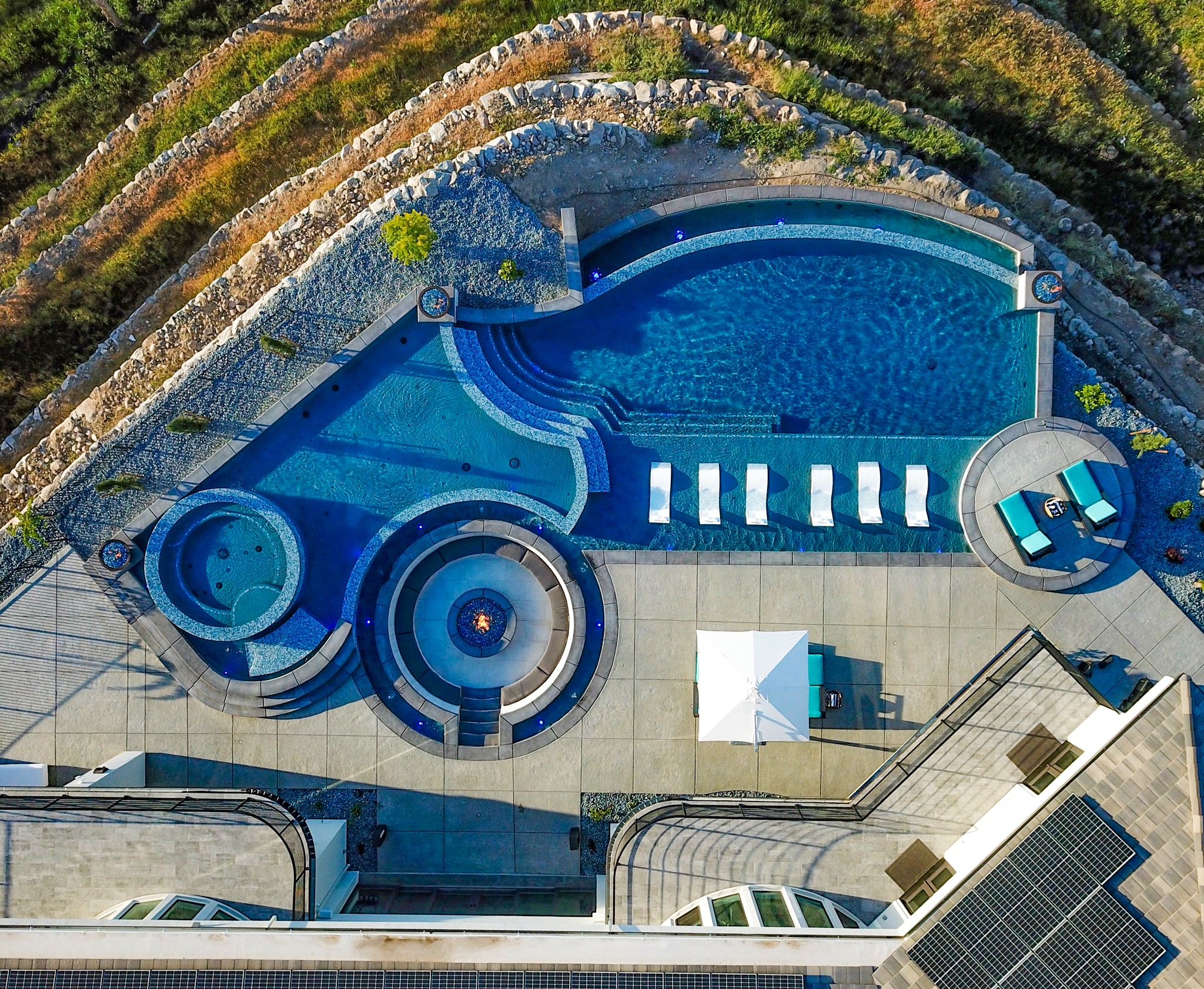 California Inground Pool Builders - Premier Pools & Spas