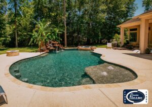 Freeform Pools & Freeform Pool Designs - Premier Pools & Spa